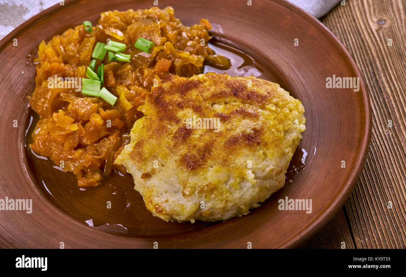 Chicken bread cutlets hi-res stock photography and images - Alamy