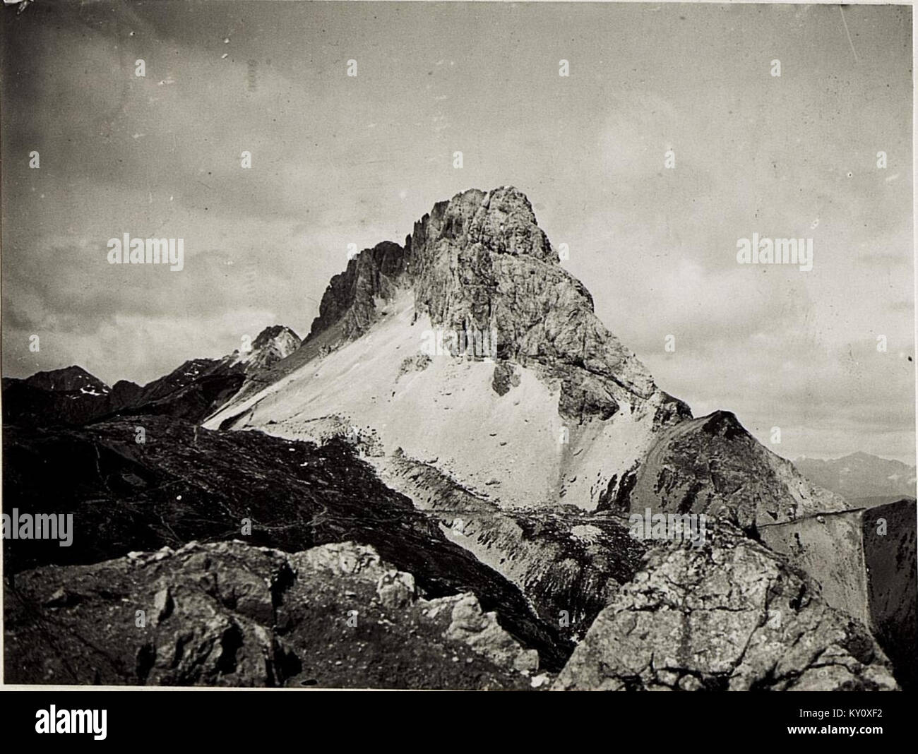 Broad landscape hi-res stock photography and images - Alamy
