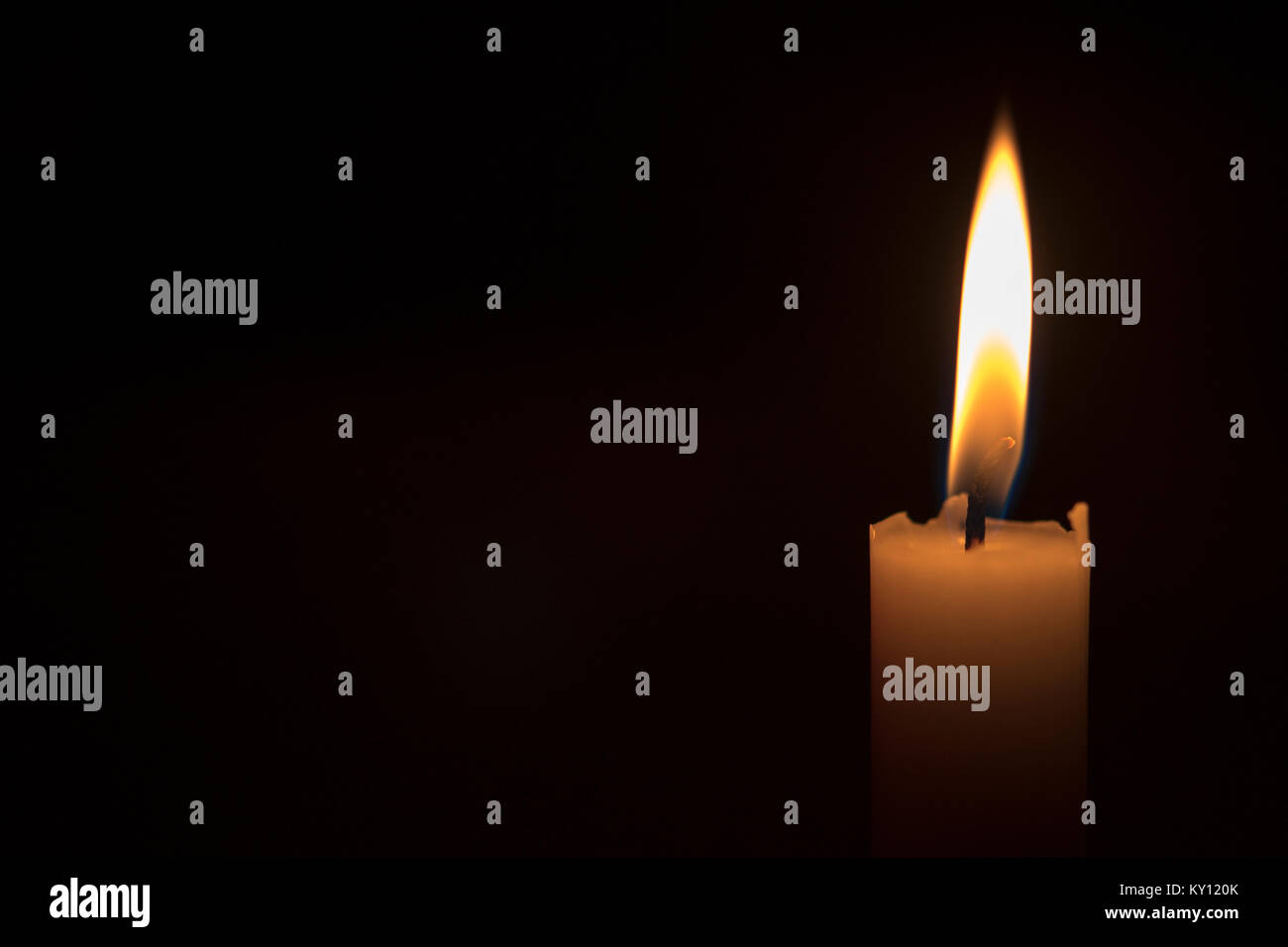 A single candlelight background Stock Photo - Alamy
