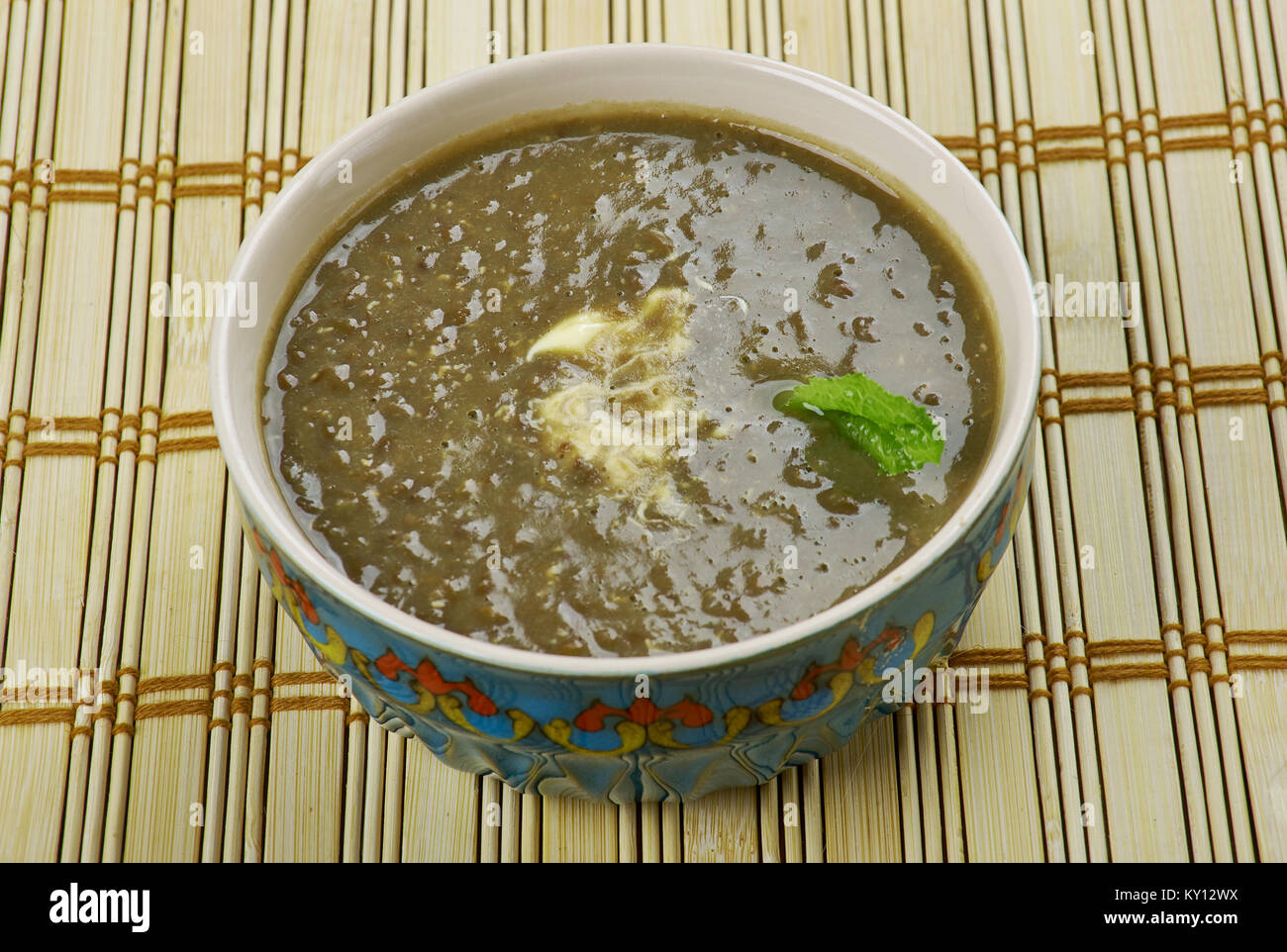 kaali daal - popular North Indian dish, Black lentils are cooked with ...