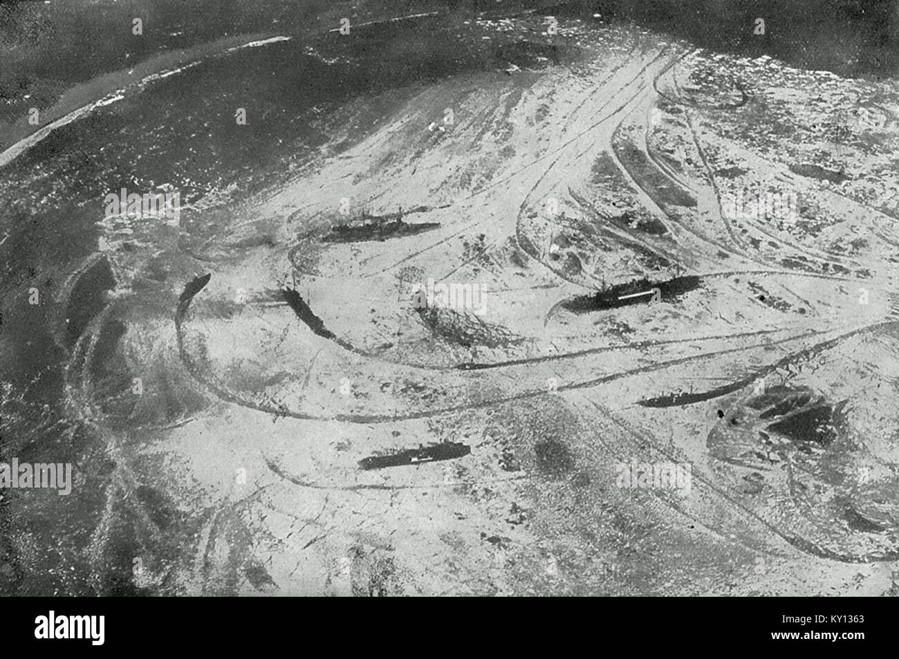 Naval combat 1918 hi-res stock photography and images - Alamy