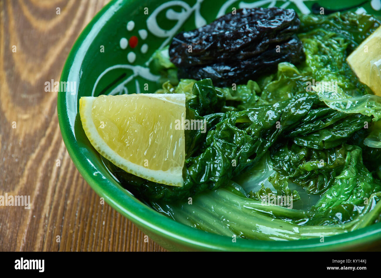 Dandelion leafy vegetable hi-res stock photography and images - Alamy