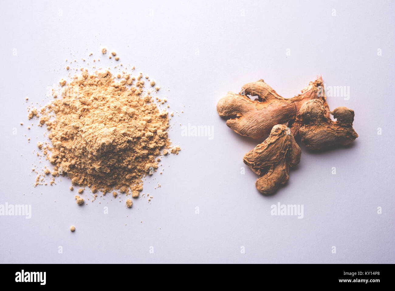 Whole dried ginger hi-res stock photography and images - Alamy