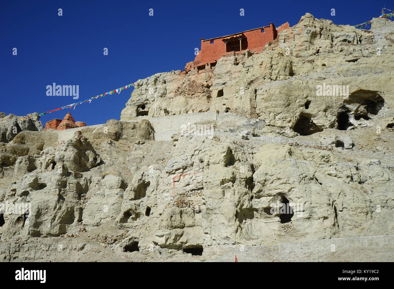 Piyang Caves and ruins in Tibet, China Stock Photo - Alamy