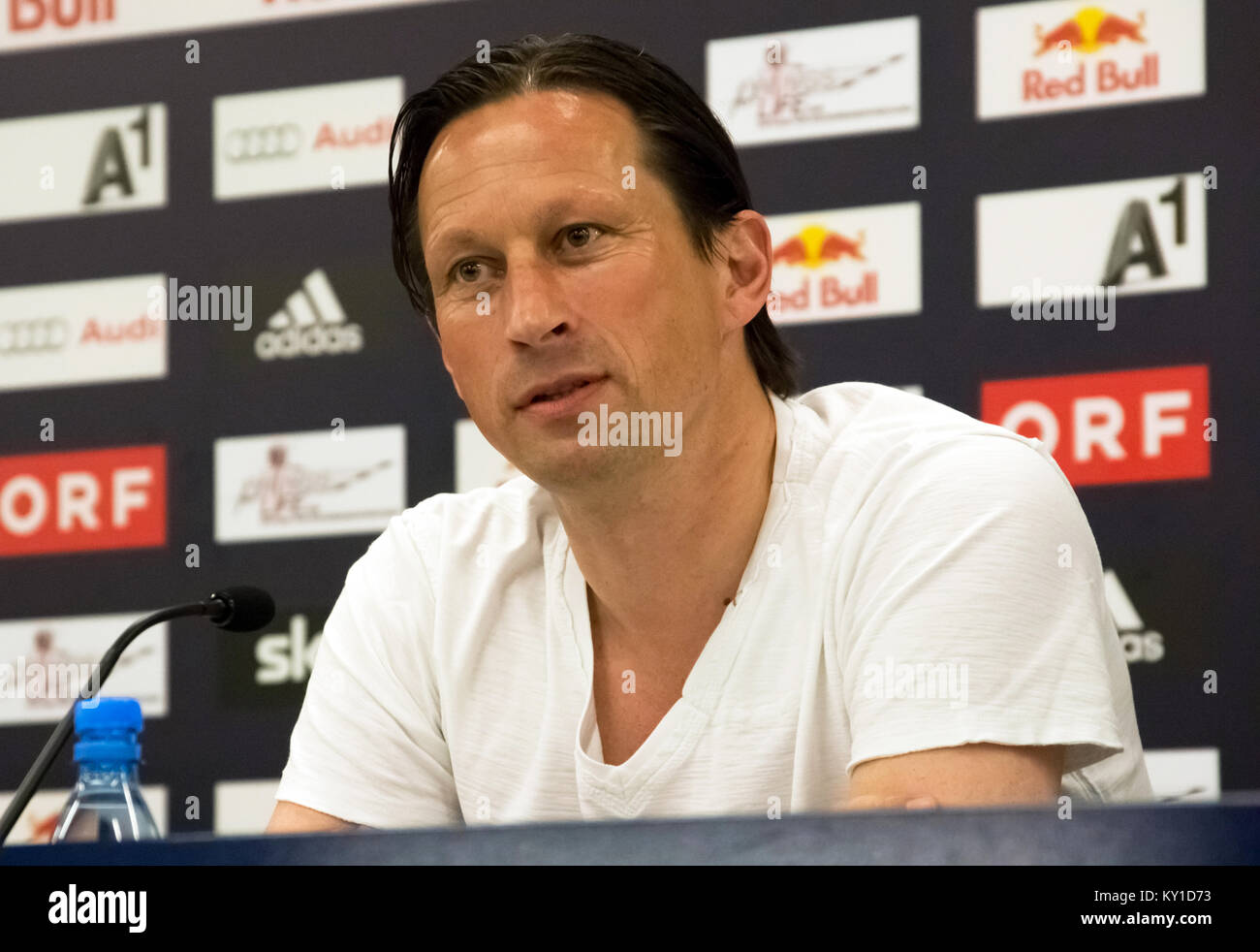 Red bull football club hi-res stock photography and images - Alamy