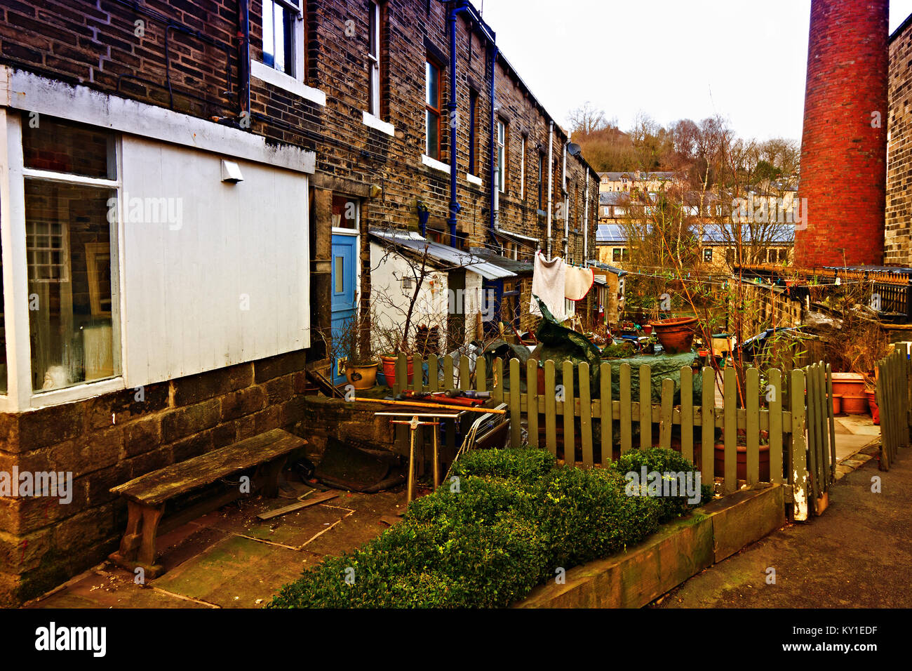 Back To Back Terraced Houses High Resolution Stock Photography and ...