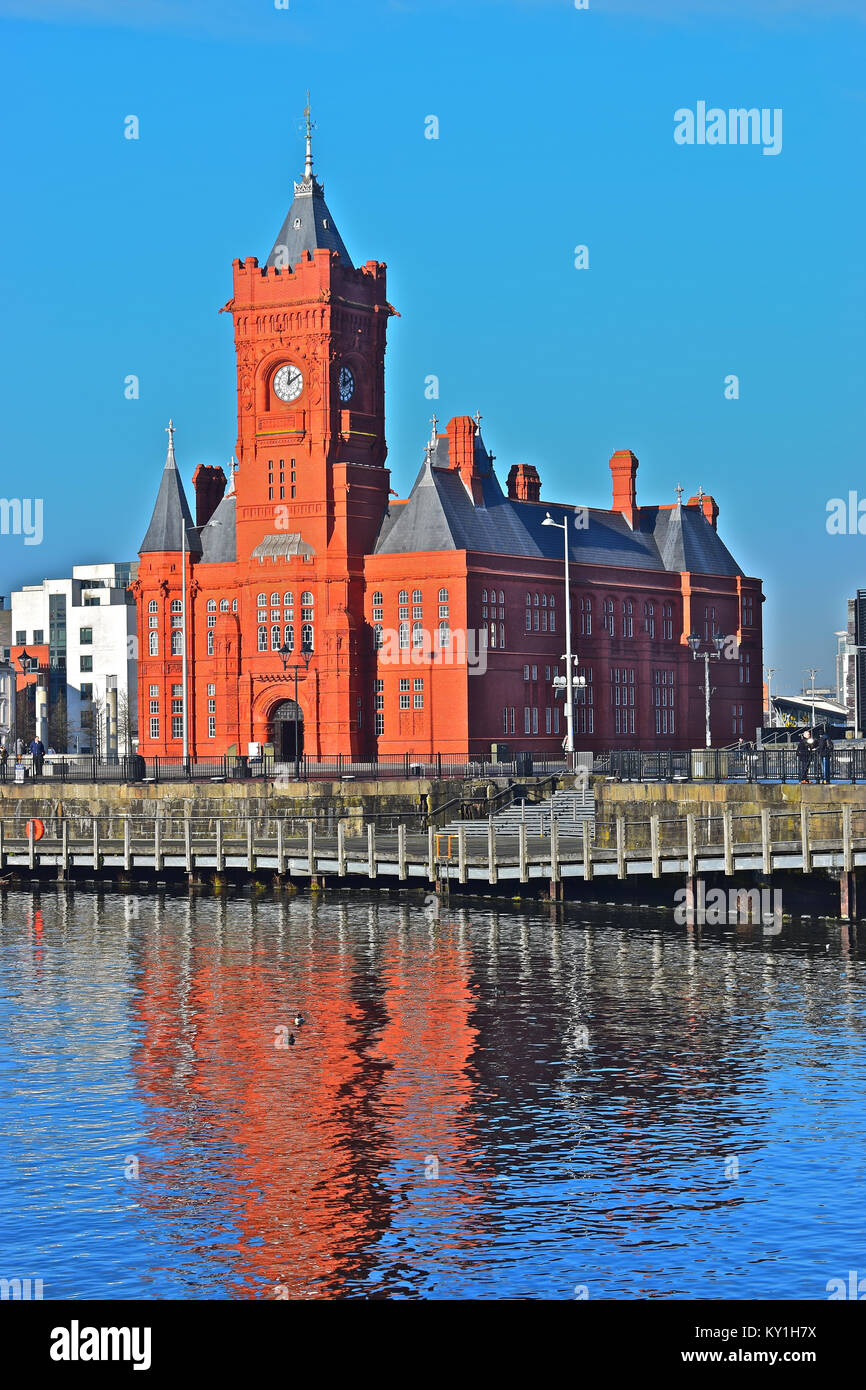 Tiger bay dock hi-res stock photography and images - Alamy