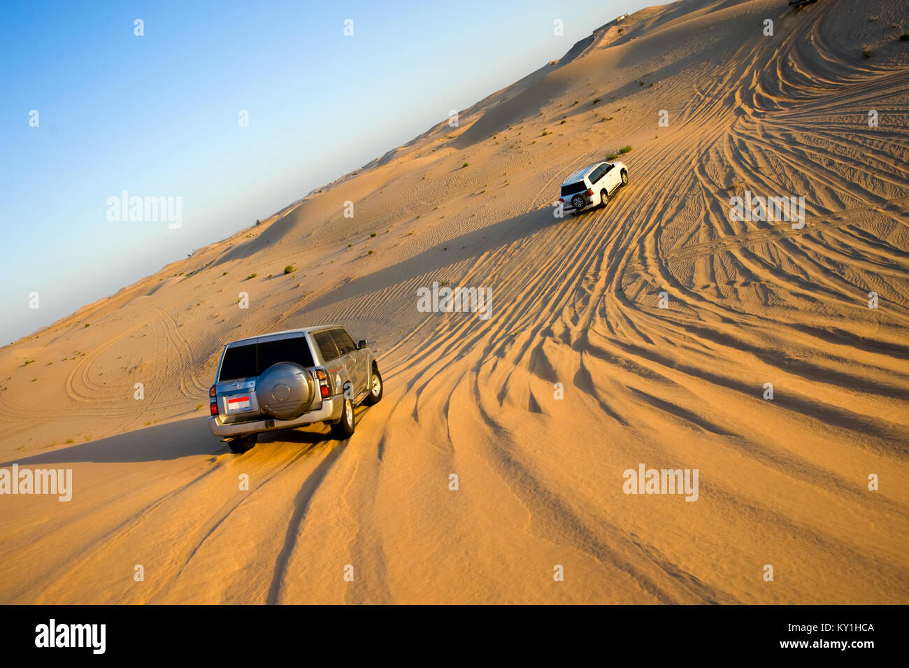 Four wheel drive through the desert in the United Arab Emirates Stock ...