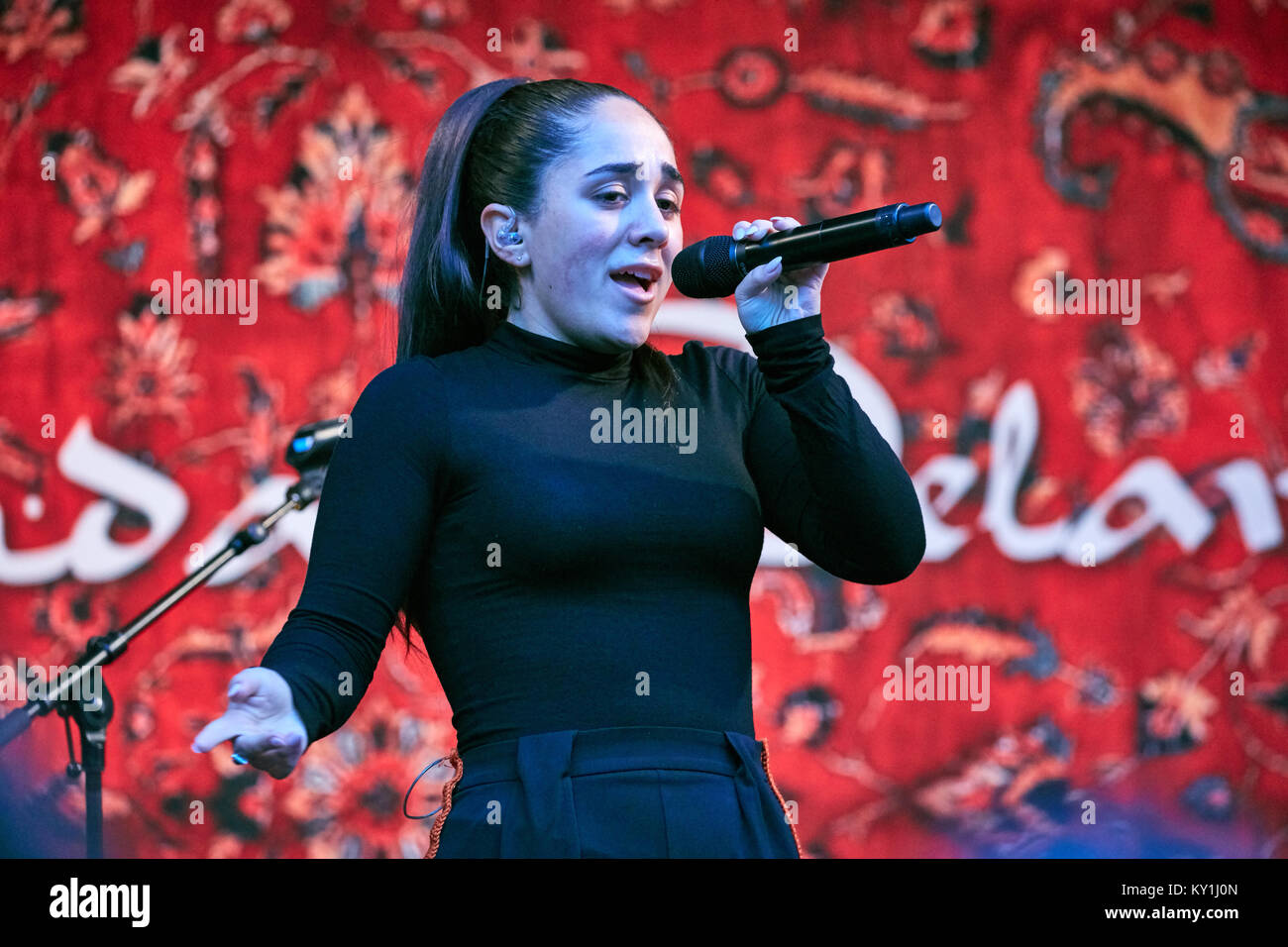 Amanda delara hi-res stock photography and images - Alamy