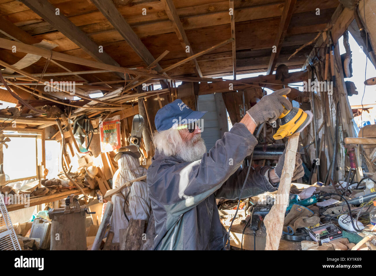 Mancos, Colorado - Folk art sculptor Dave Sipe creates wood sculptures ...