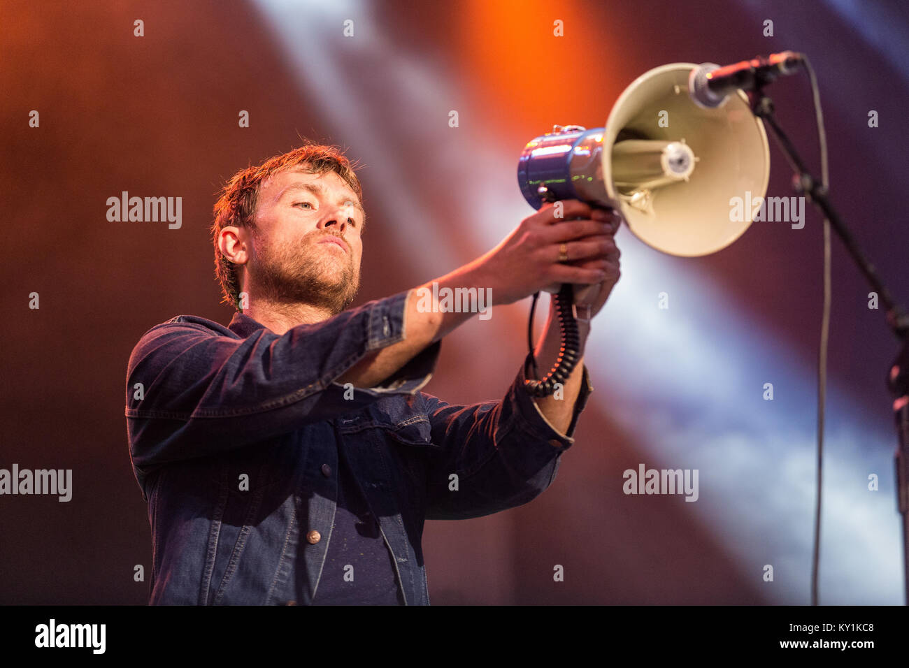 Blur band hi-res stock photography and images - Alamy