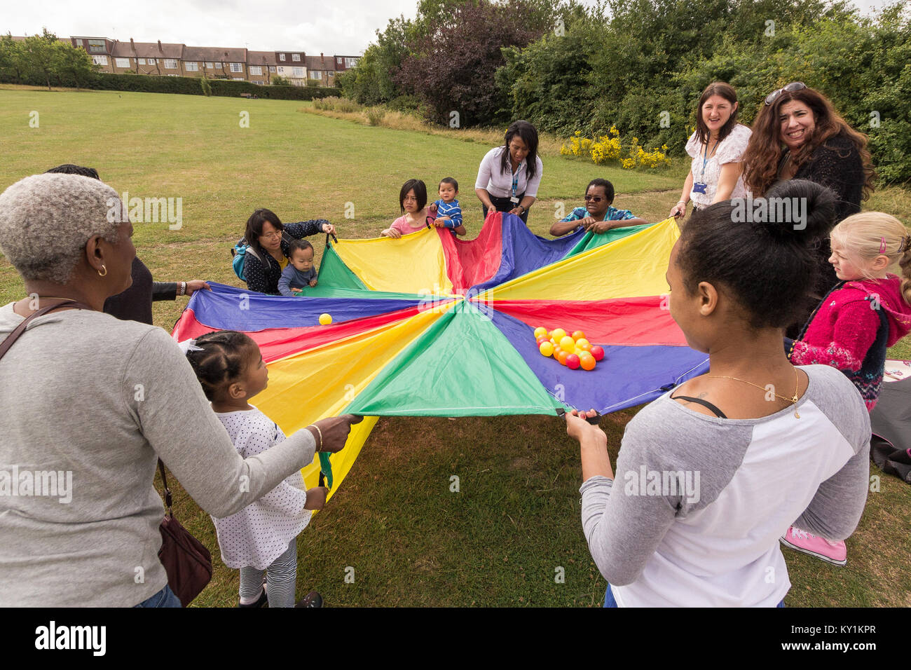 Preschool outing to Lordship Recreation Ground, London Borough of ...