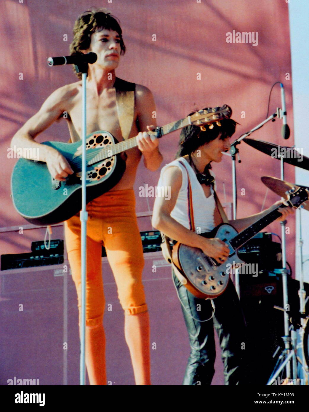 Mick jagger 1981 hi-res stock photography and images - Alamy