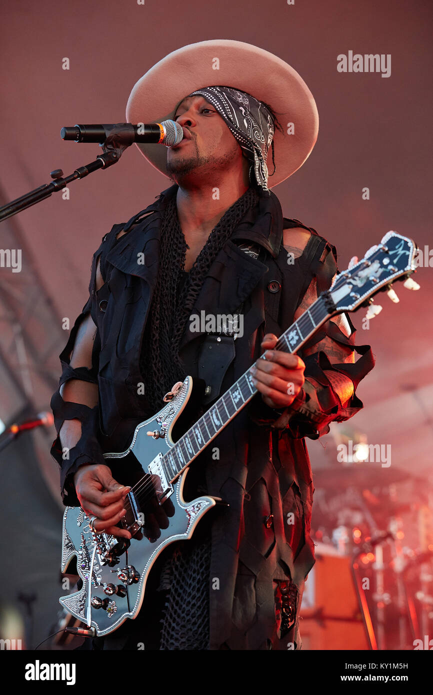 Michael eugene archer hi-res stock photography and images - Alamy