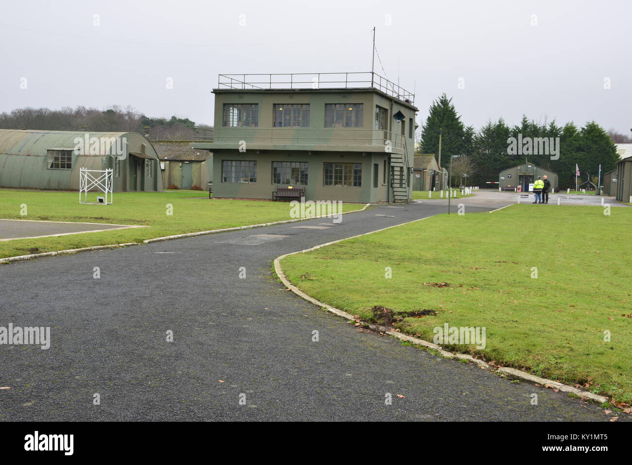 World war two air control tower hi-res stock photography and images - Alamy