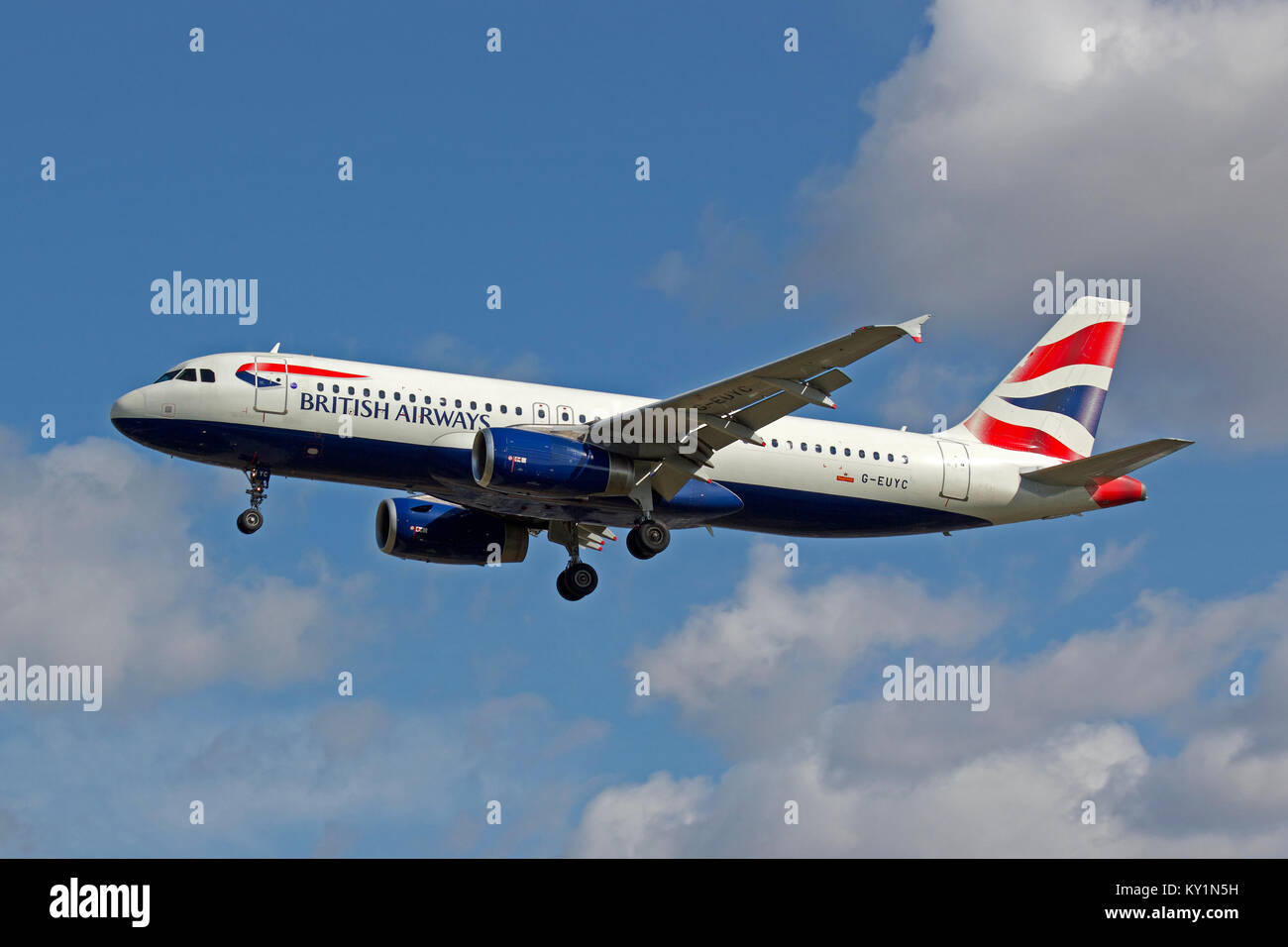 British airways airbus a320 tail hi-res stock photography and images ...