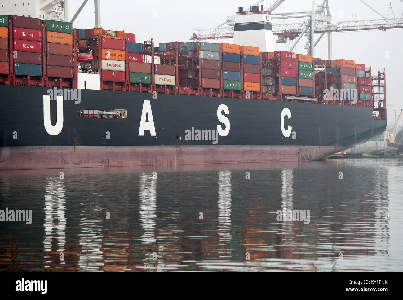 Container ampics hi-res stock photography and images - Alamy