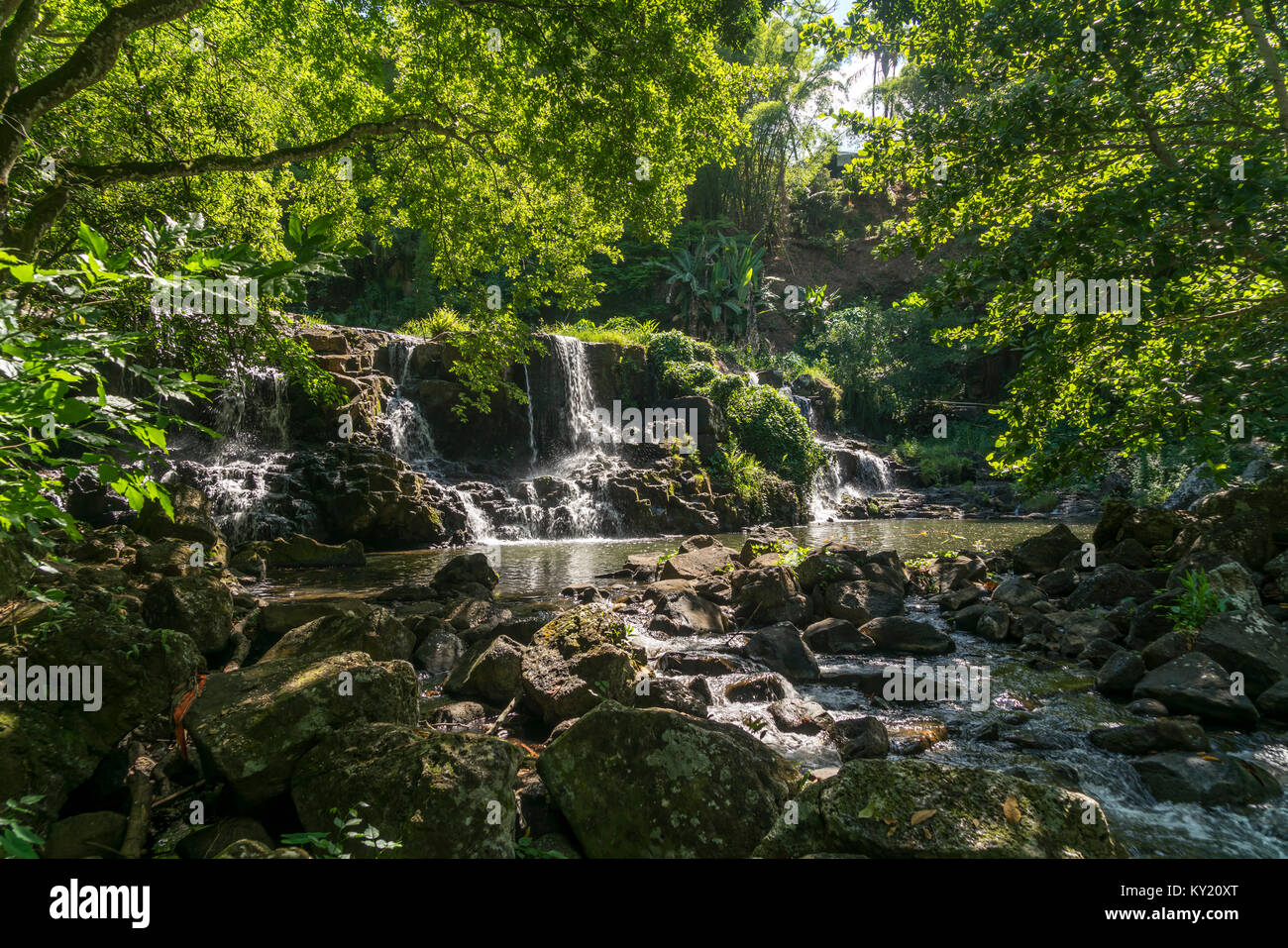Wasserfall im Park des Eureka House / Maison Eureka in Moka, Mauritius ...