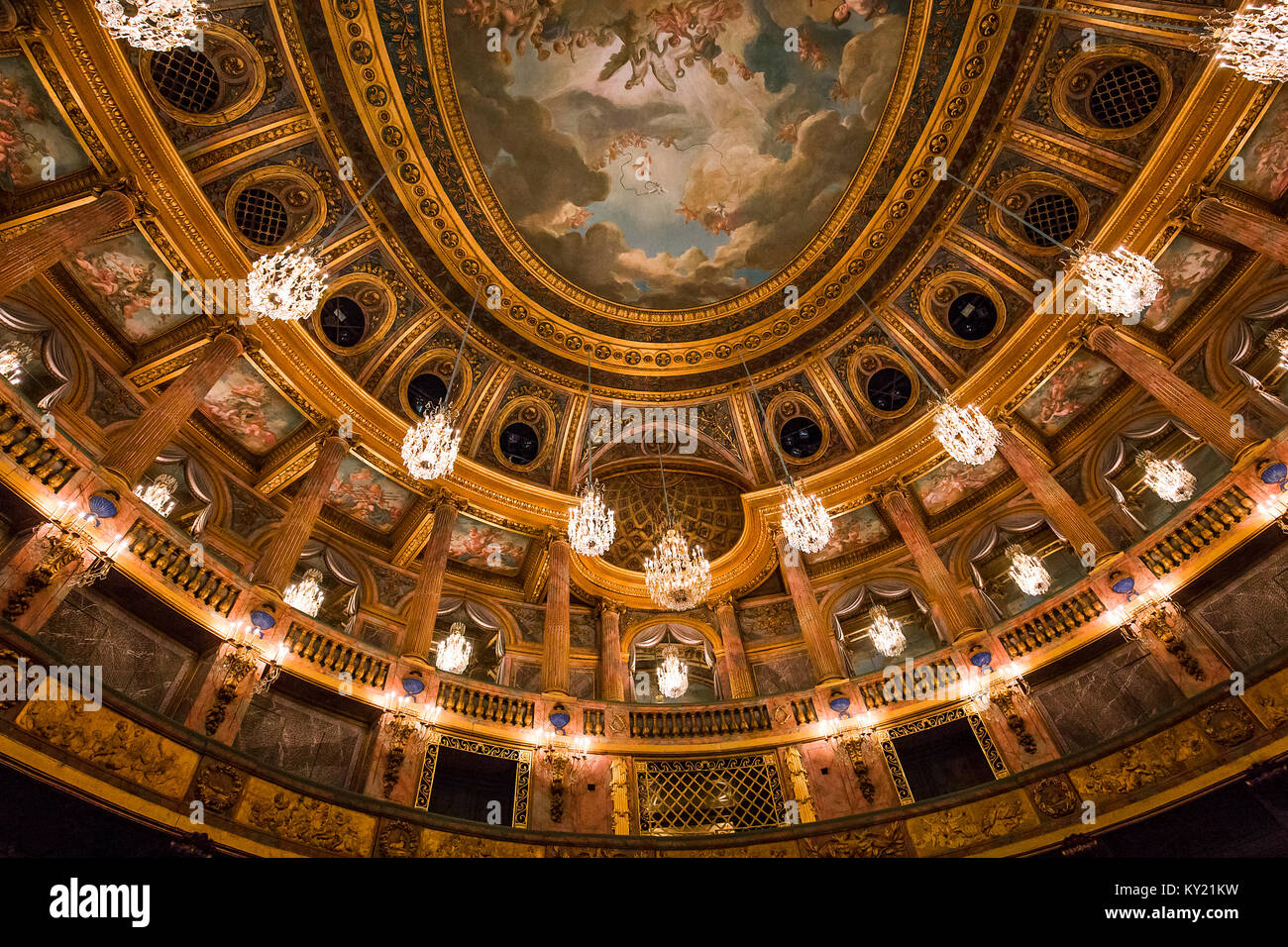 Versailles royal opera house hi-res stock photography and images - Alamy