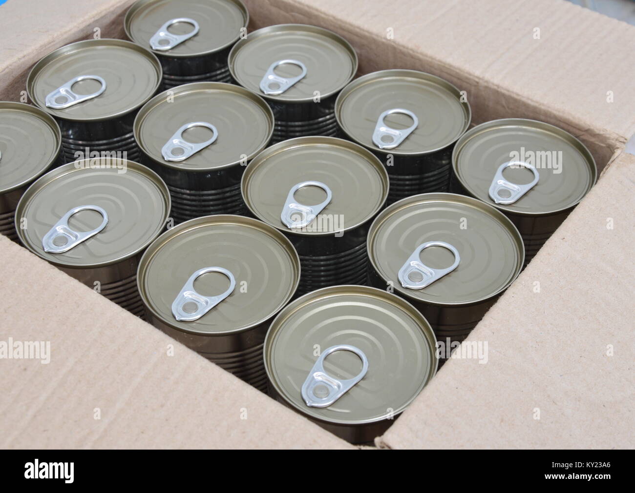 can food in the box Stock Photo - Alamy