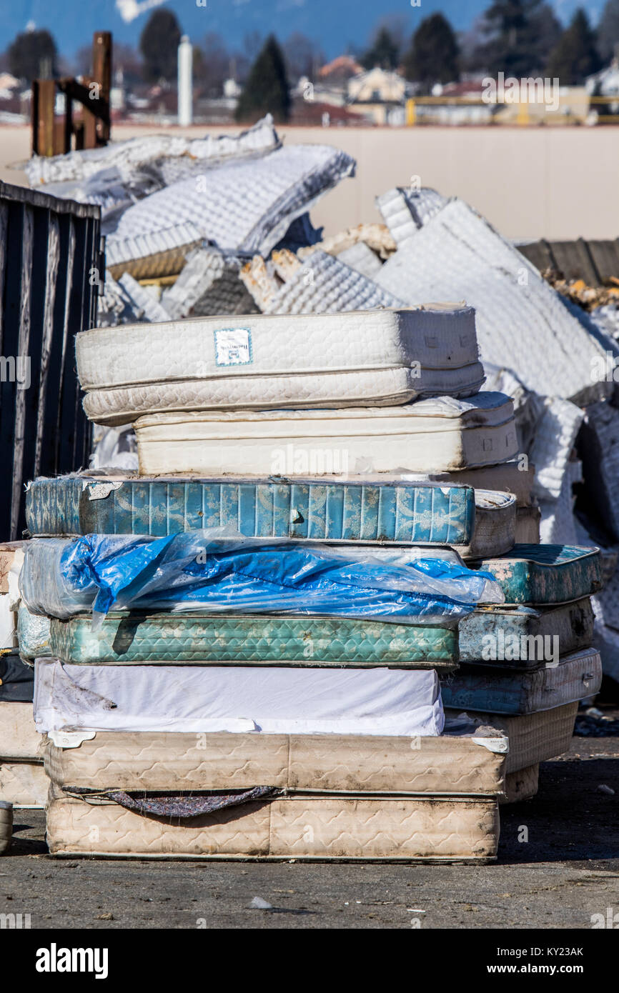 Mattress recycling facility .striving to recycle every bit of used ...
