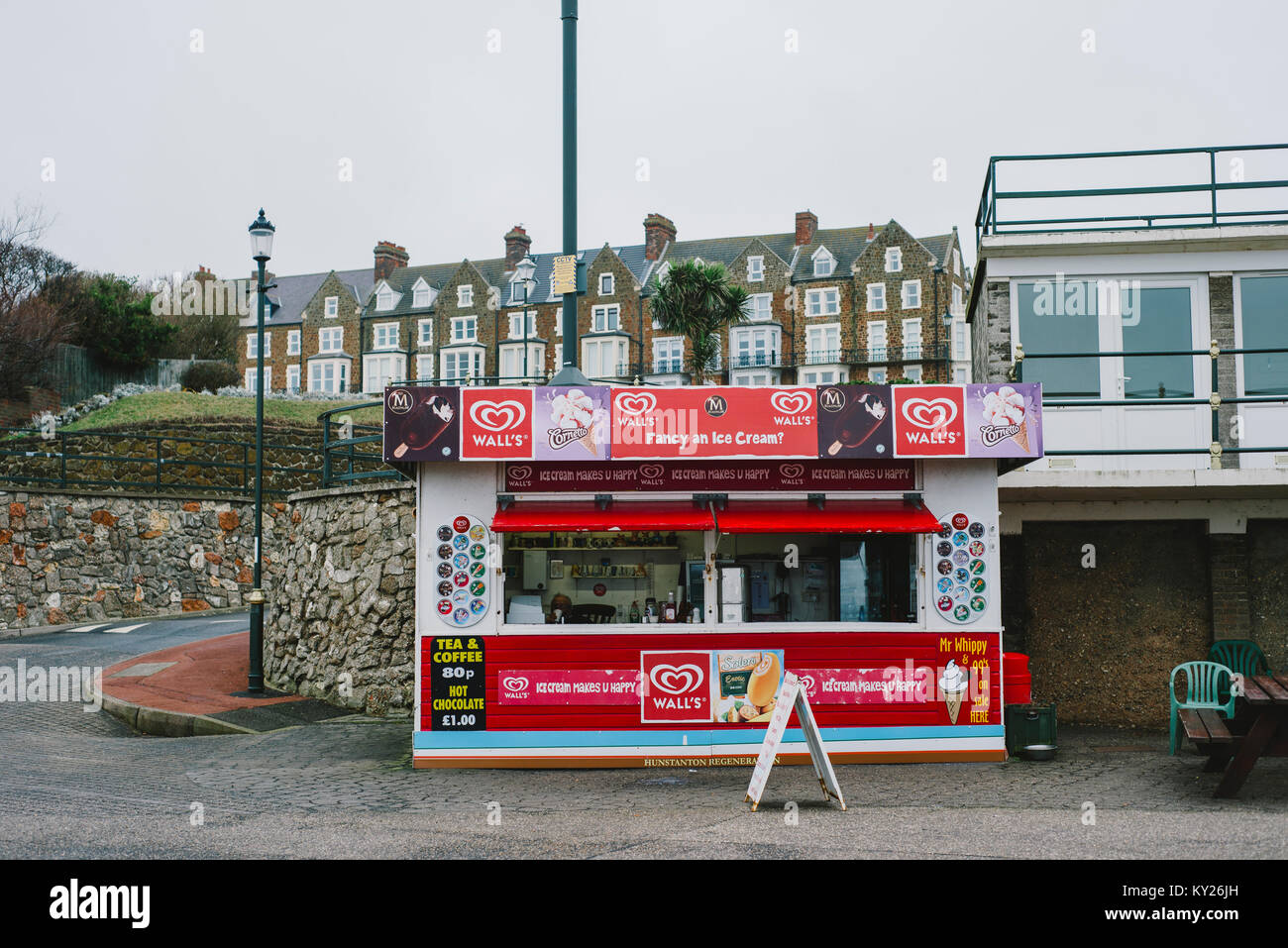 Hunstanton seaside and beach in Norfolk, England Stock Photo - Alamy