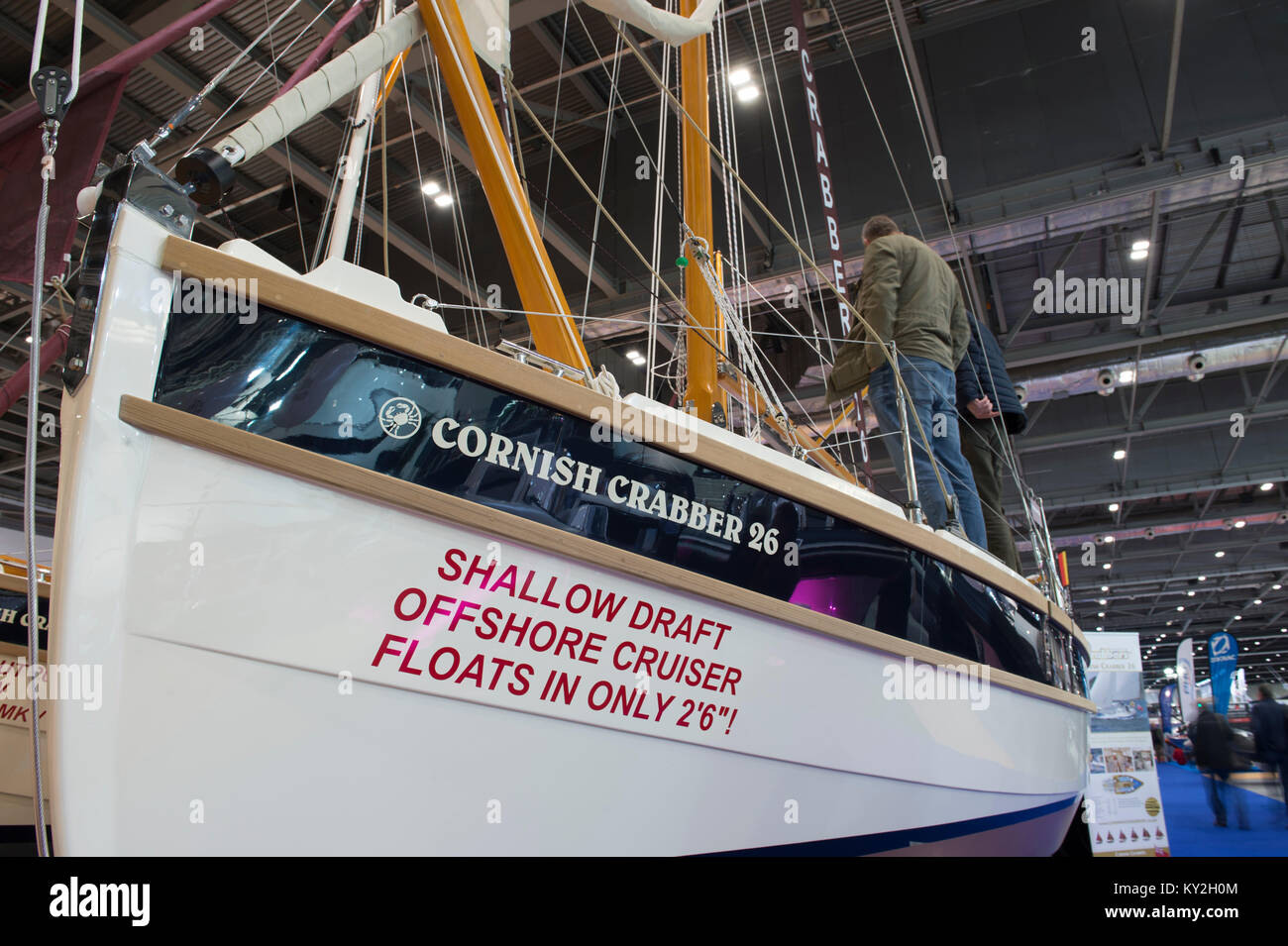 Shallow draft offshore cruiser hi-res stock photography and images - Alamy