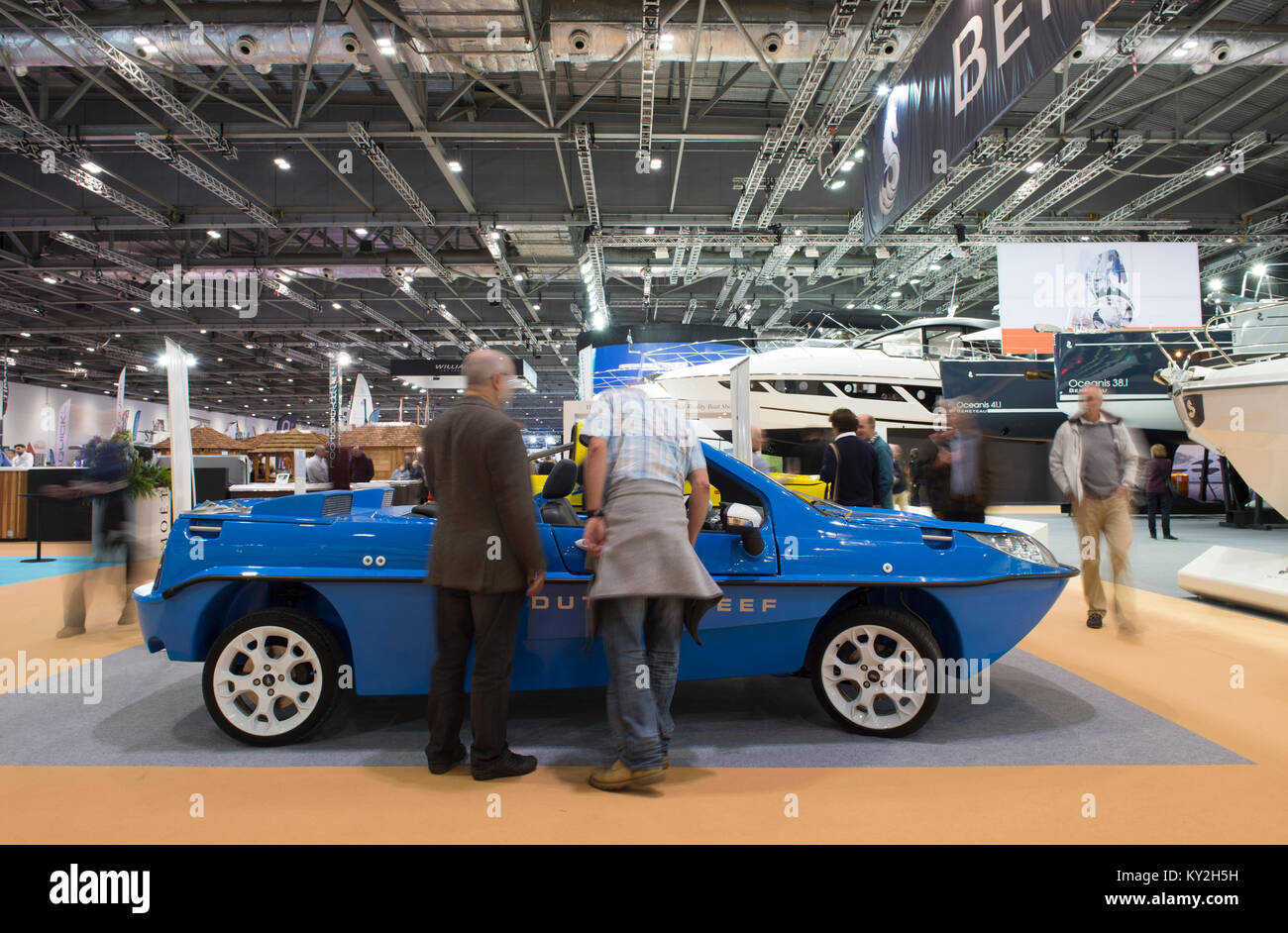 Dutton reef hi-res stock photography and images - Alamy