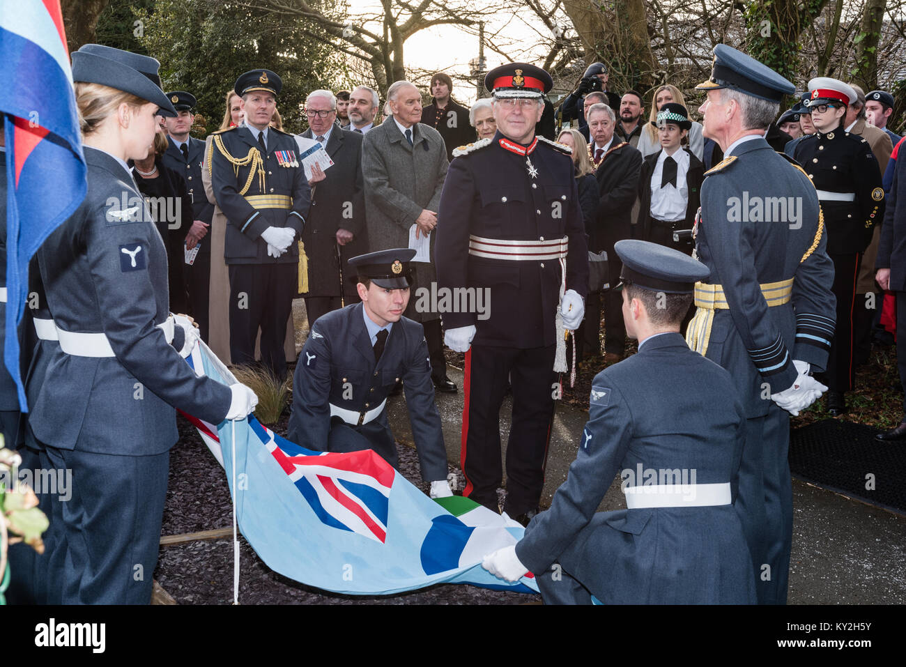 Raf uniforms hi-res stock photography and images - Alamy