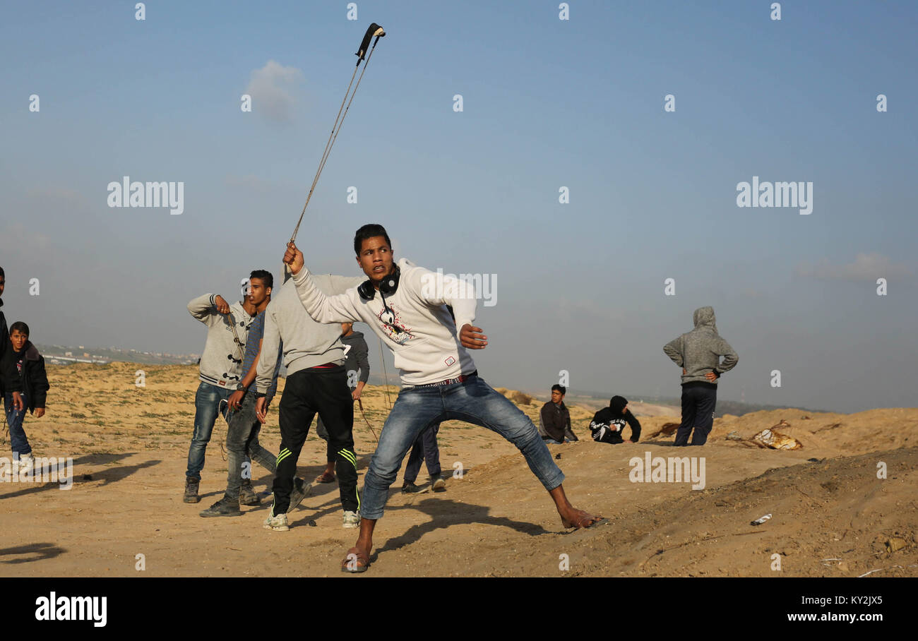 Bureij, Gaza Strip, Palestinian Territory. 12th Jan, 2018. Palestinian ...