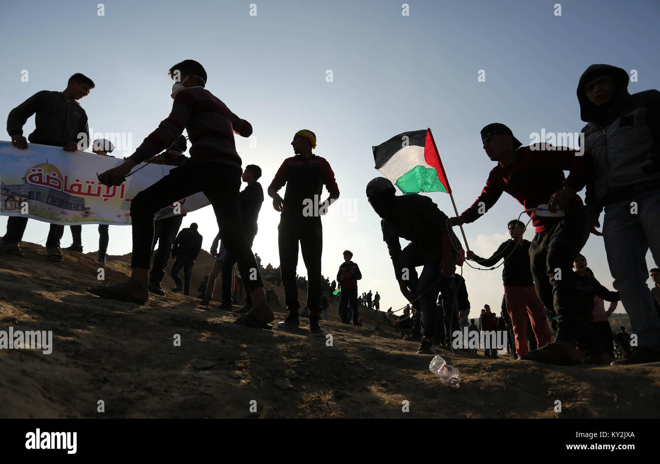 Bureij, Gaza Strip, Palestinian Territory. 12th Jan, 2018. Palestinian ...