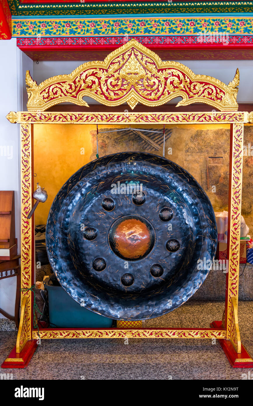 old gong in the temple of Bangkok closeup Stock Photo - Alamy