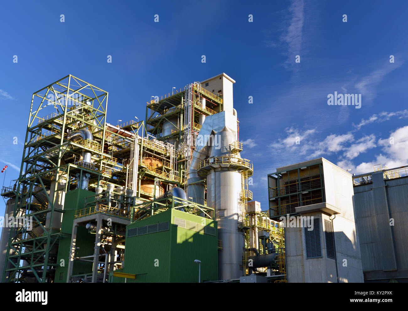 Refinery for the production of fuel - architecture and buildings of an ...