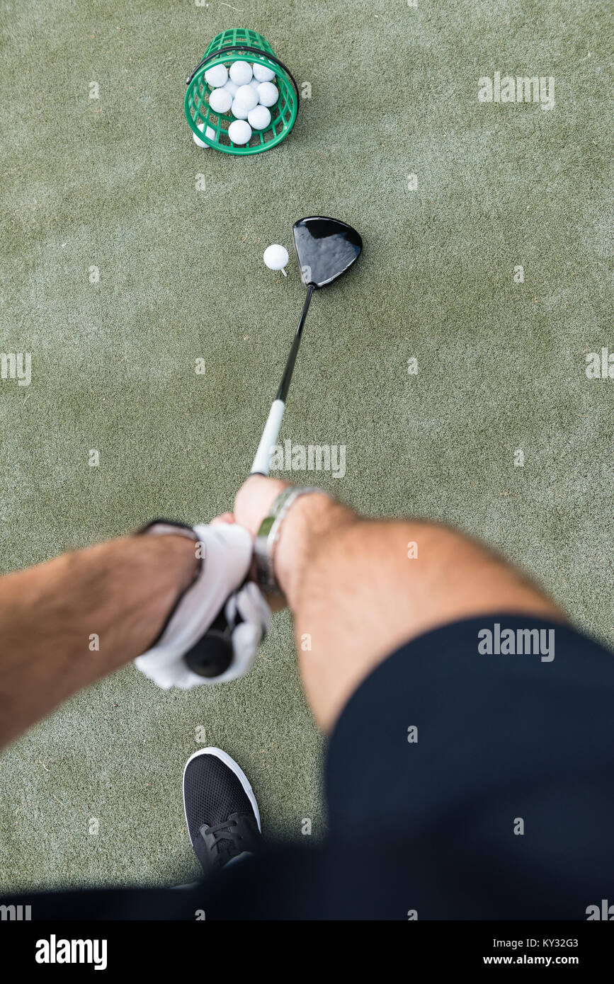 Hitting a golf ball hi-res stock photography and images - Alamy