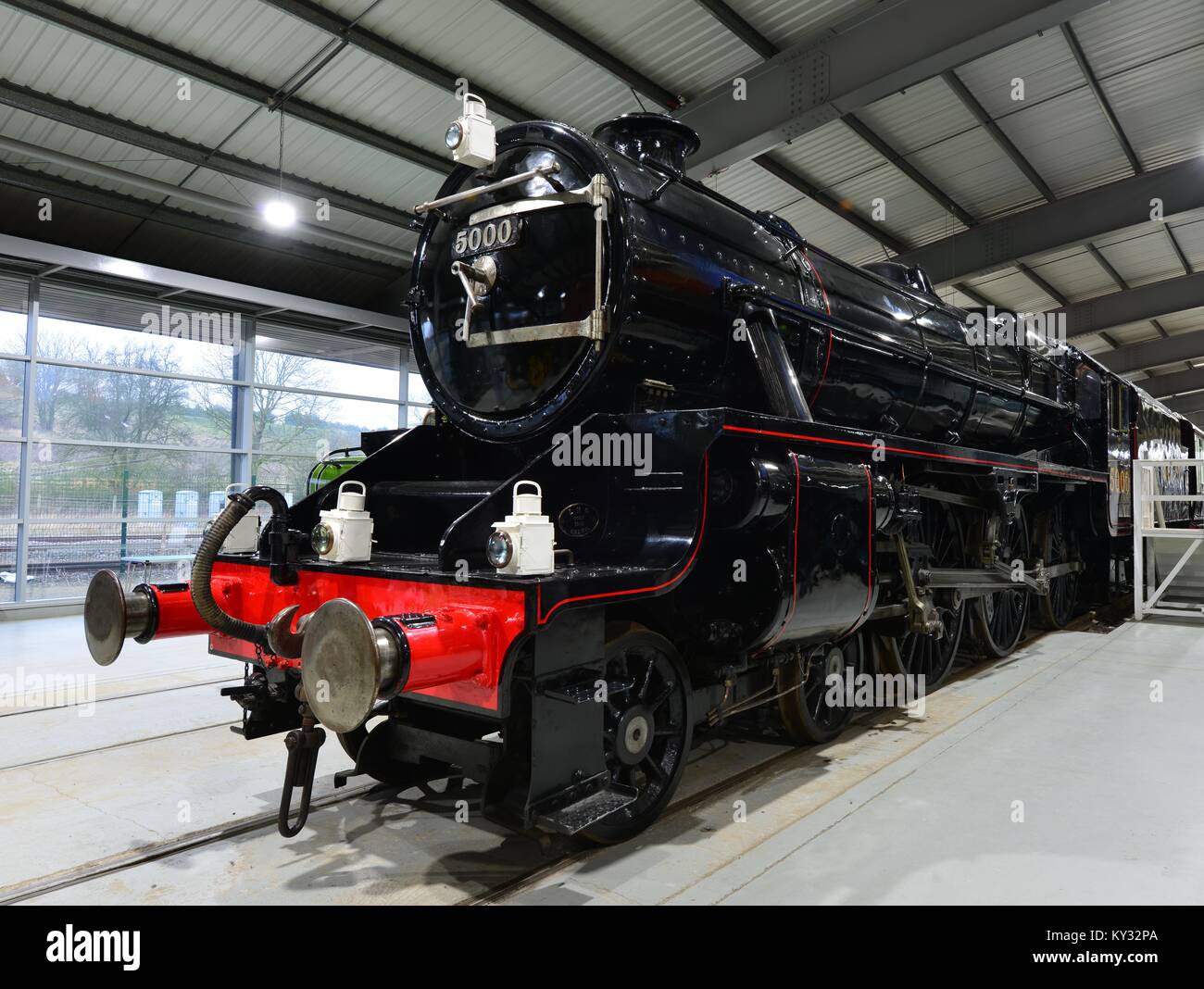 A Stanier black five locomotive Stock Photo - Alamy