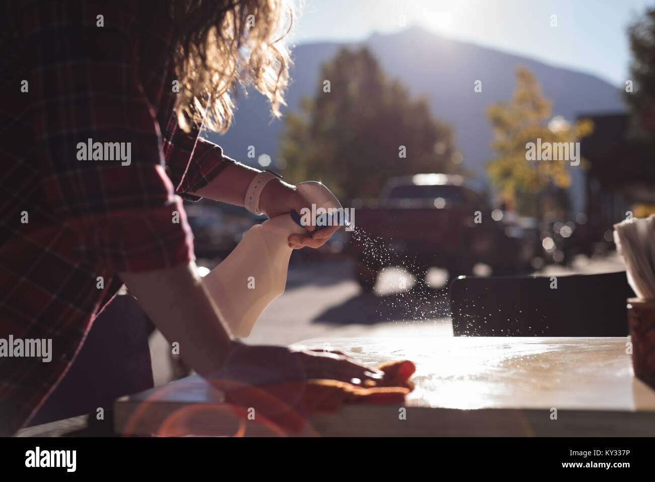 Water for cleaning hi-res stock photography and images - Alamy