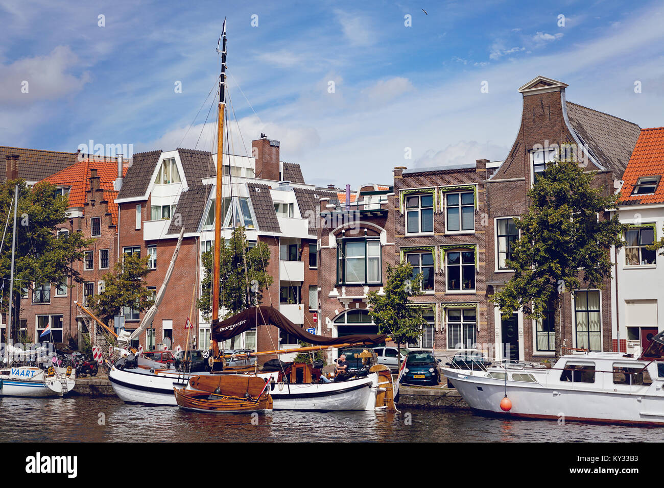 Old canal haarlem hi-res stock photography and images - Alamy