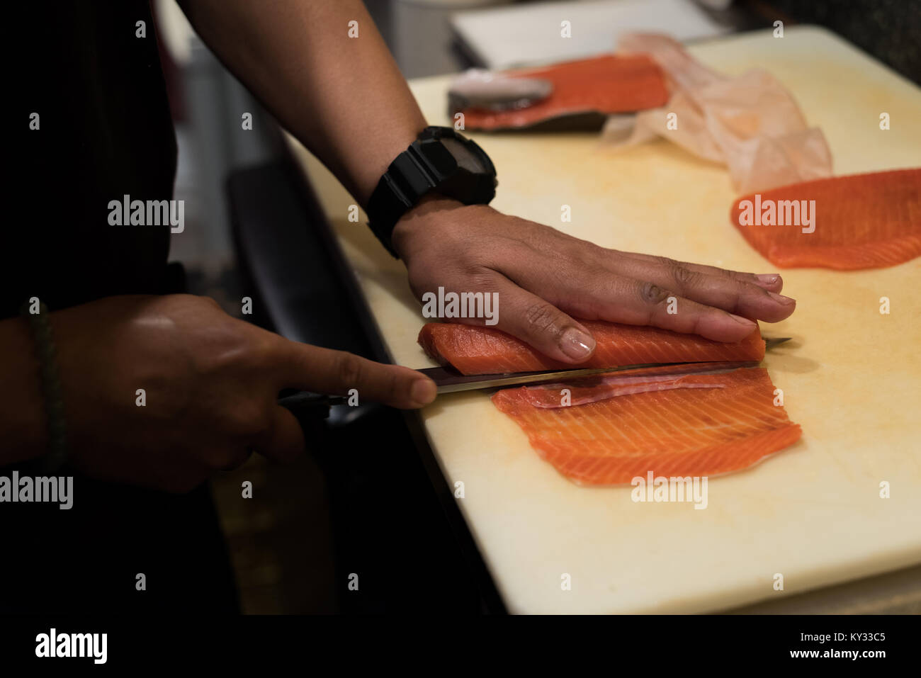 Slicing up the world hi-res stock photography and images - Alamy