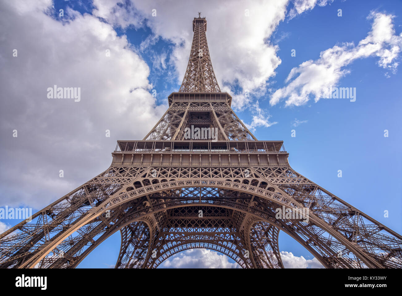 The eiffel tower wide angle hi-res stock photography and images - Alamy