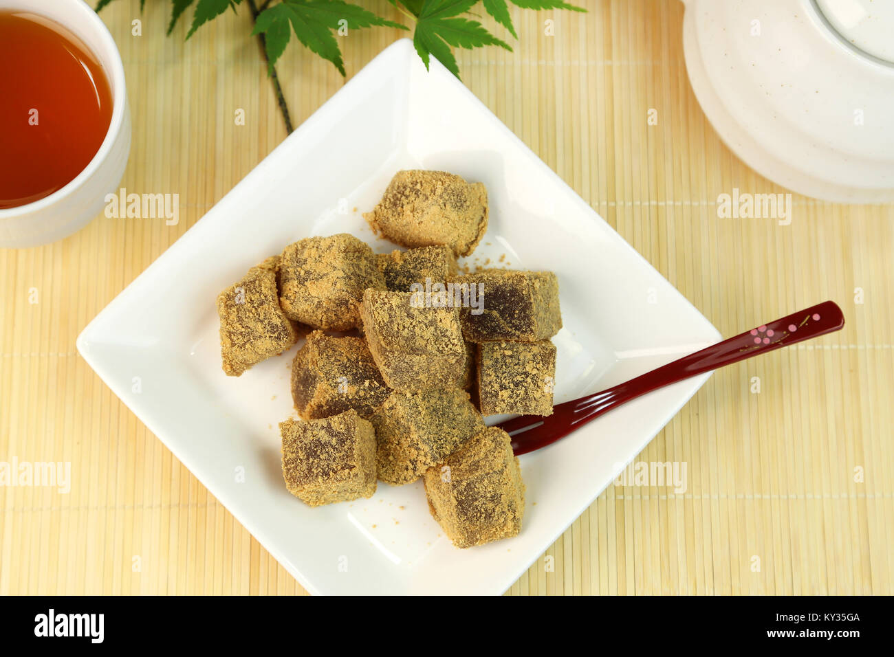 Warabimochi hi-res stock photography and images - Alamy