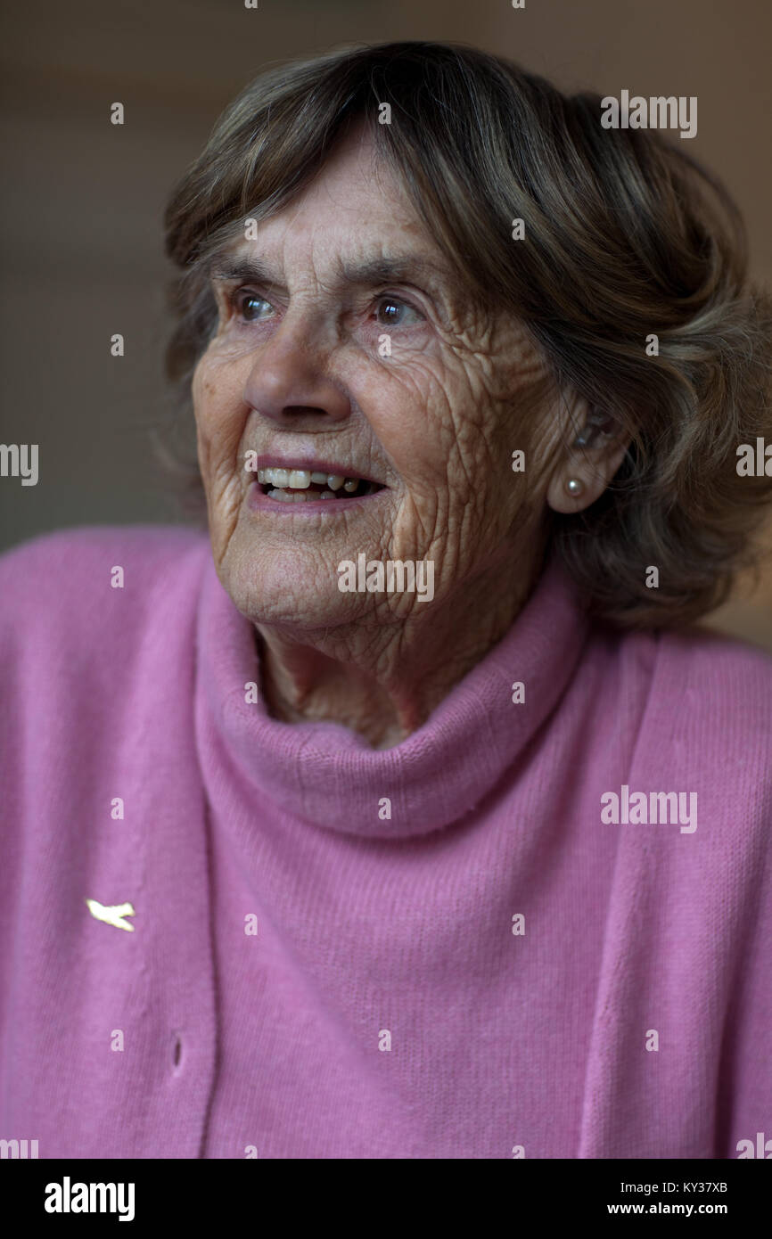 Joy Lofthouse pilot of Air Transport Auxiliary (ATA) Second World War ...