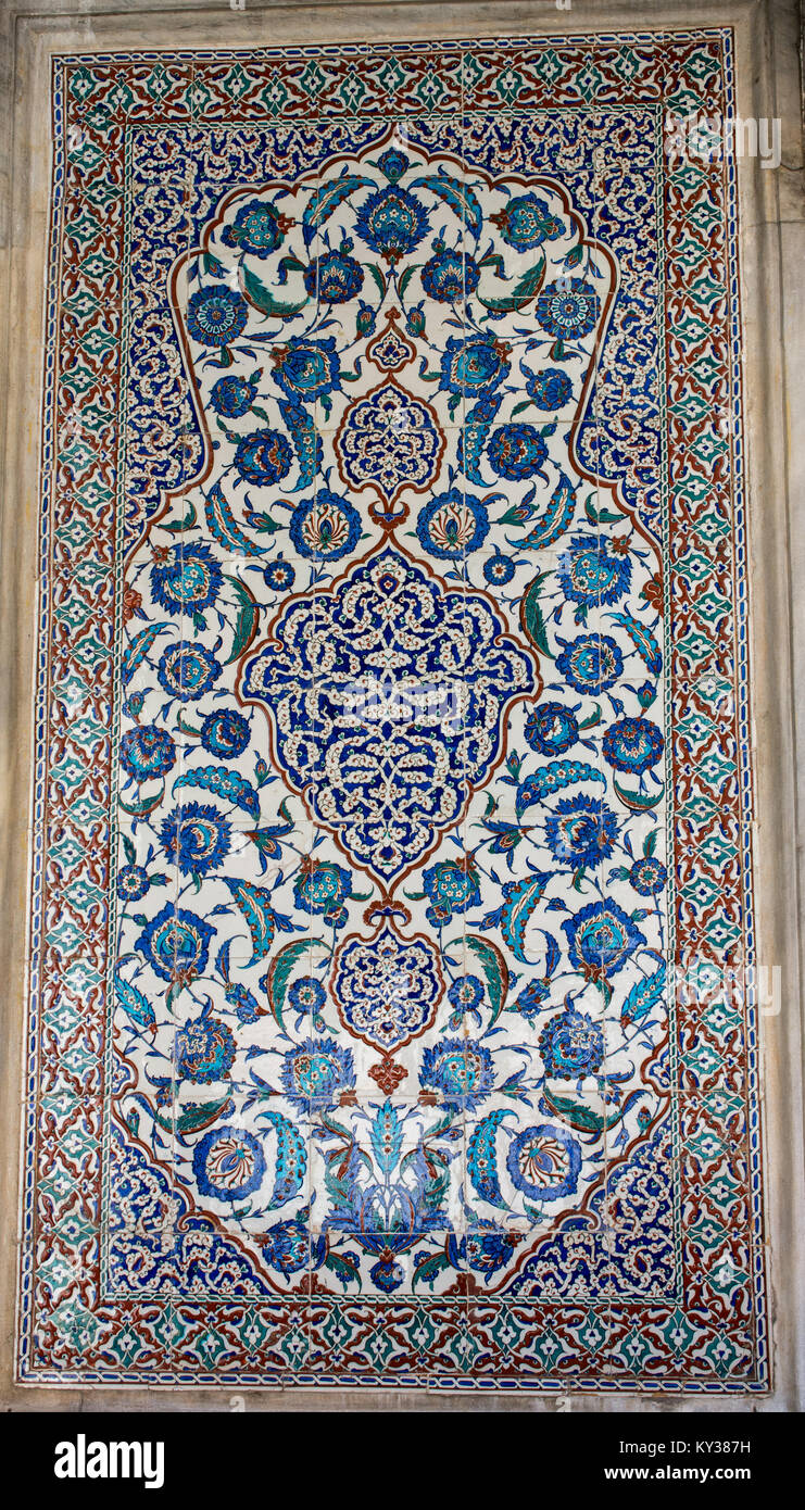 Floral art pattern example of the Ottoman time Stock Photo - Alamy