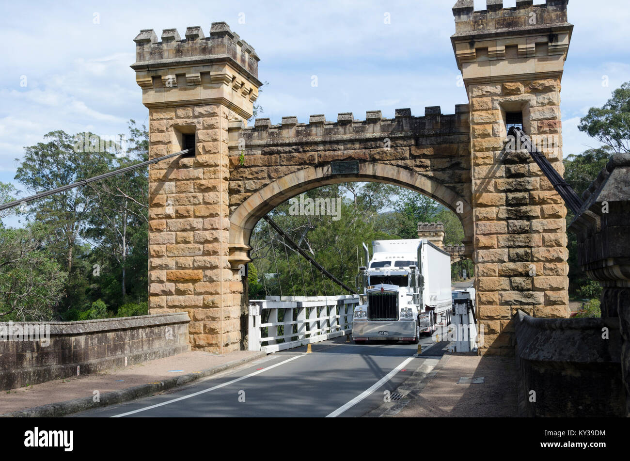 Large truck crossing Hampden Bridge over Kangaroo River, Kangaroo ...