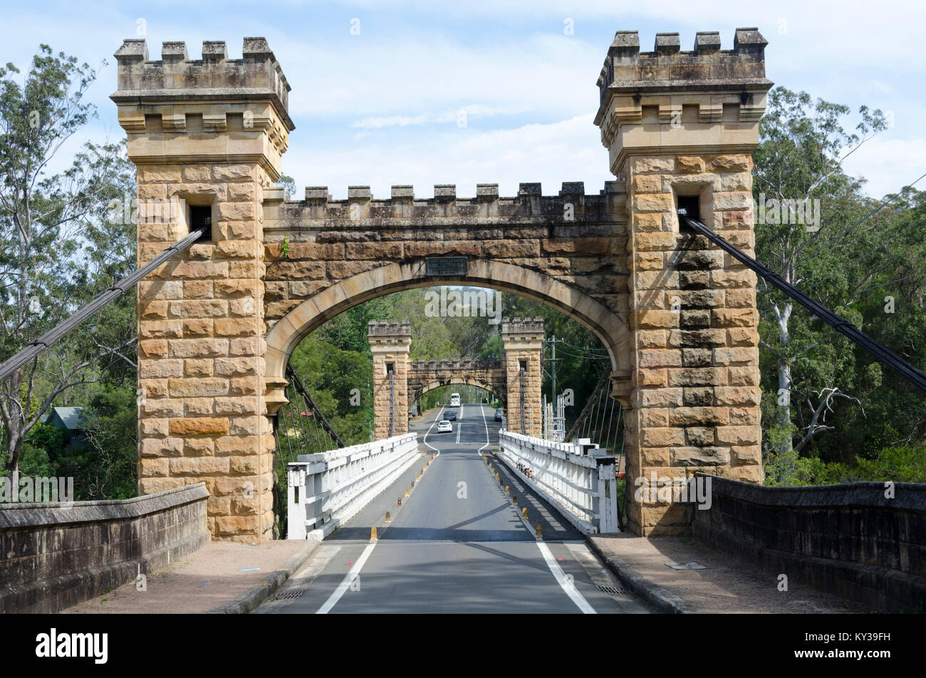Hampden Bridge over Kangaroo River, Kangaroo Valley, New South Wales ...