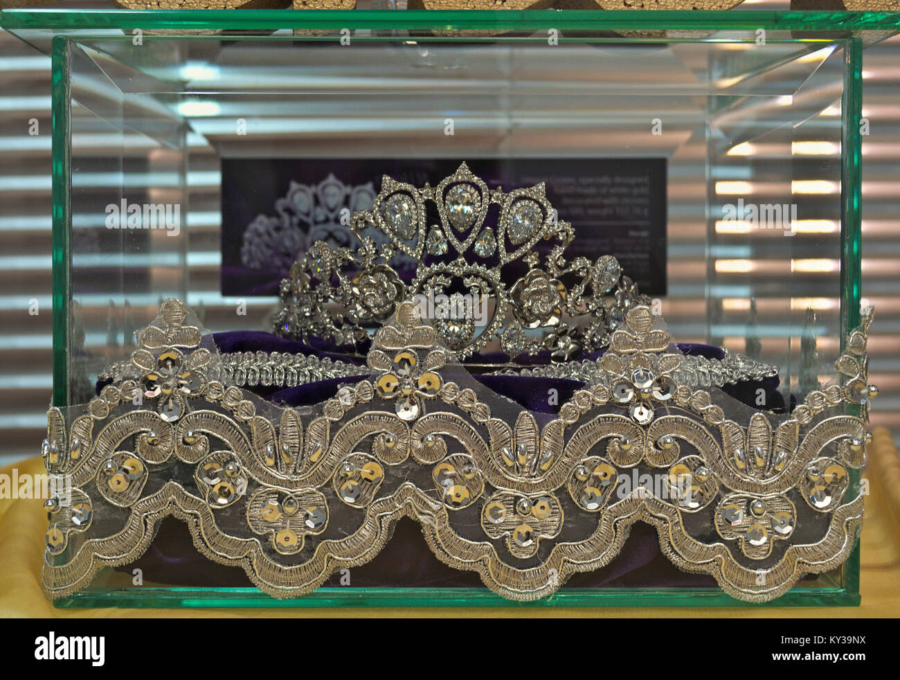 Luxury tiara in glass box on display Stock Photo - Alamy