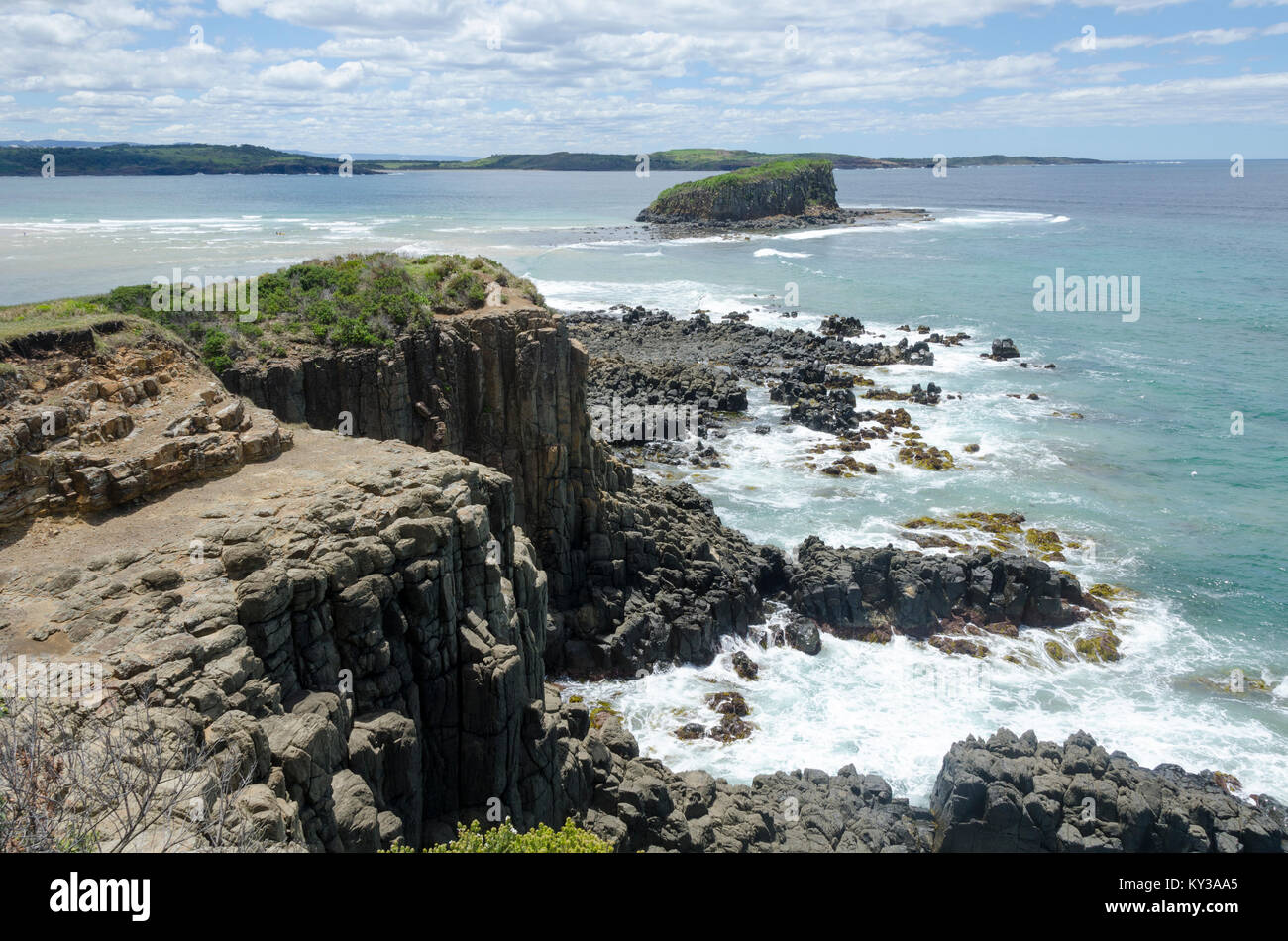 Stack island kiama hi-res stock photography and images - Alamy