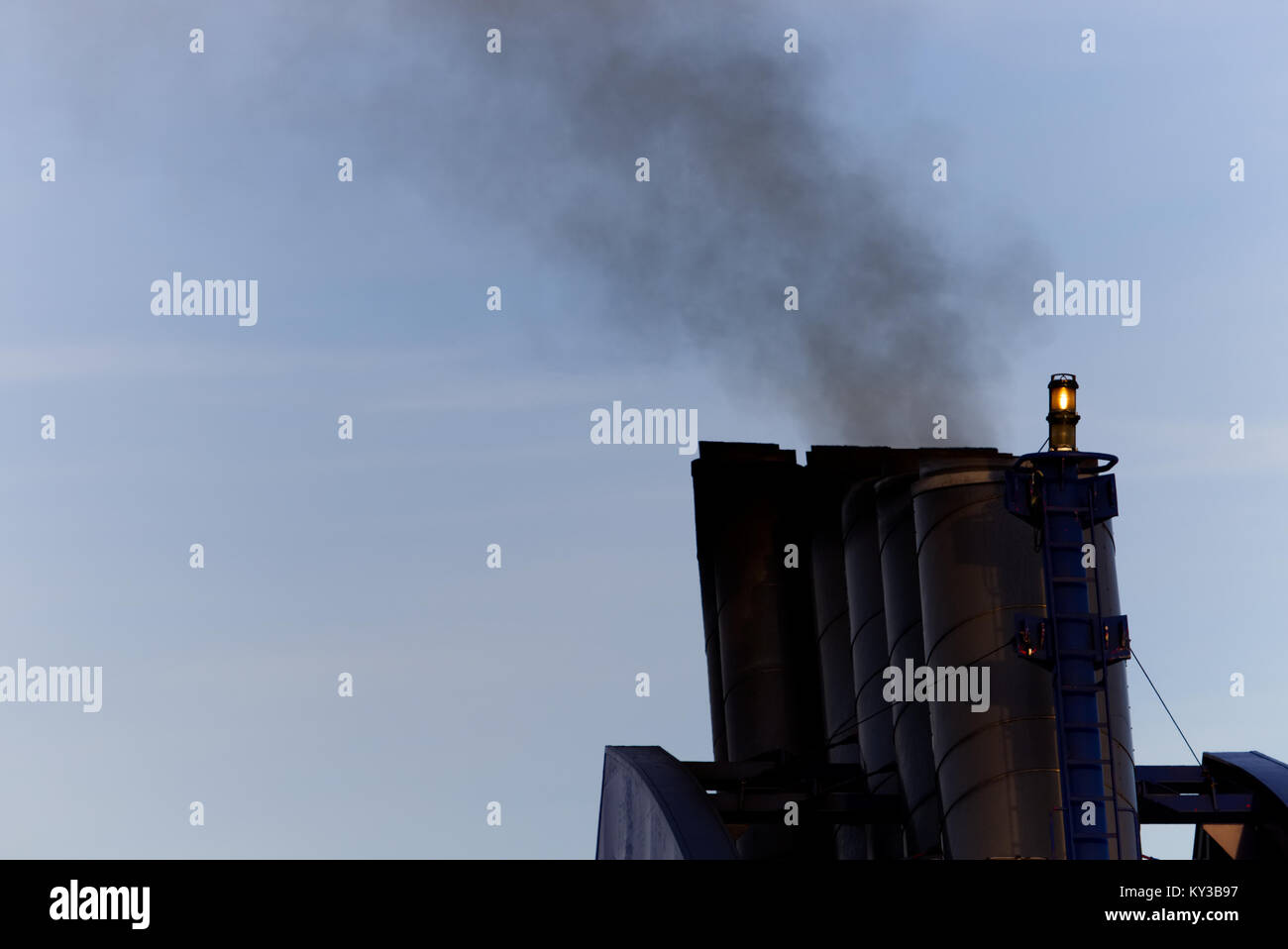 Cruise ship smoke stack hi-res stock photography and images - Alamy