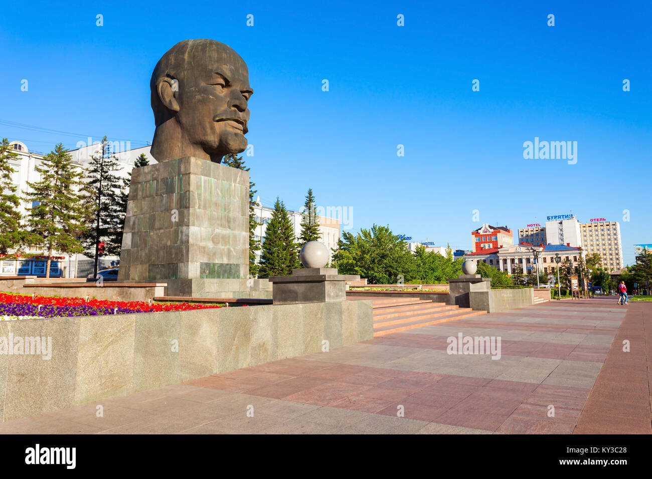 ULAN-UDE, RUSSIA - JULY 14, 2016: The largest head monument of Soviet ...