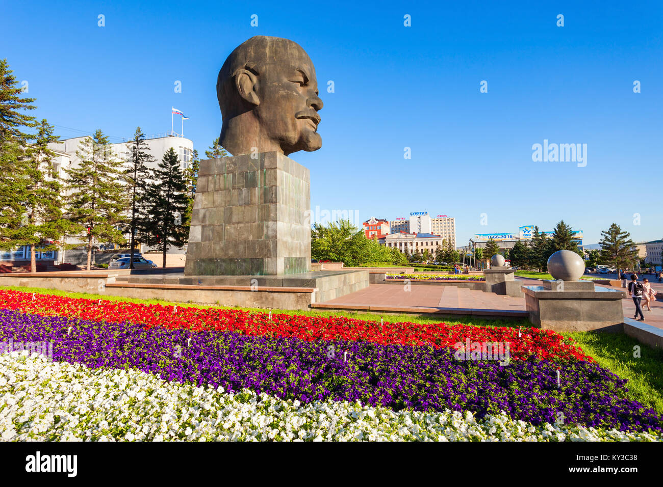 ULAN-UDE, RUSSIA - JULY 14, 2016: The largest head monument of Soviet ...