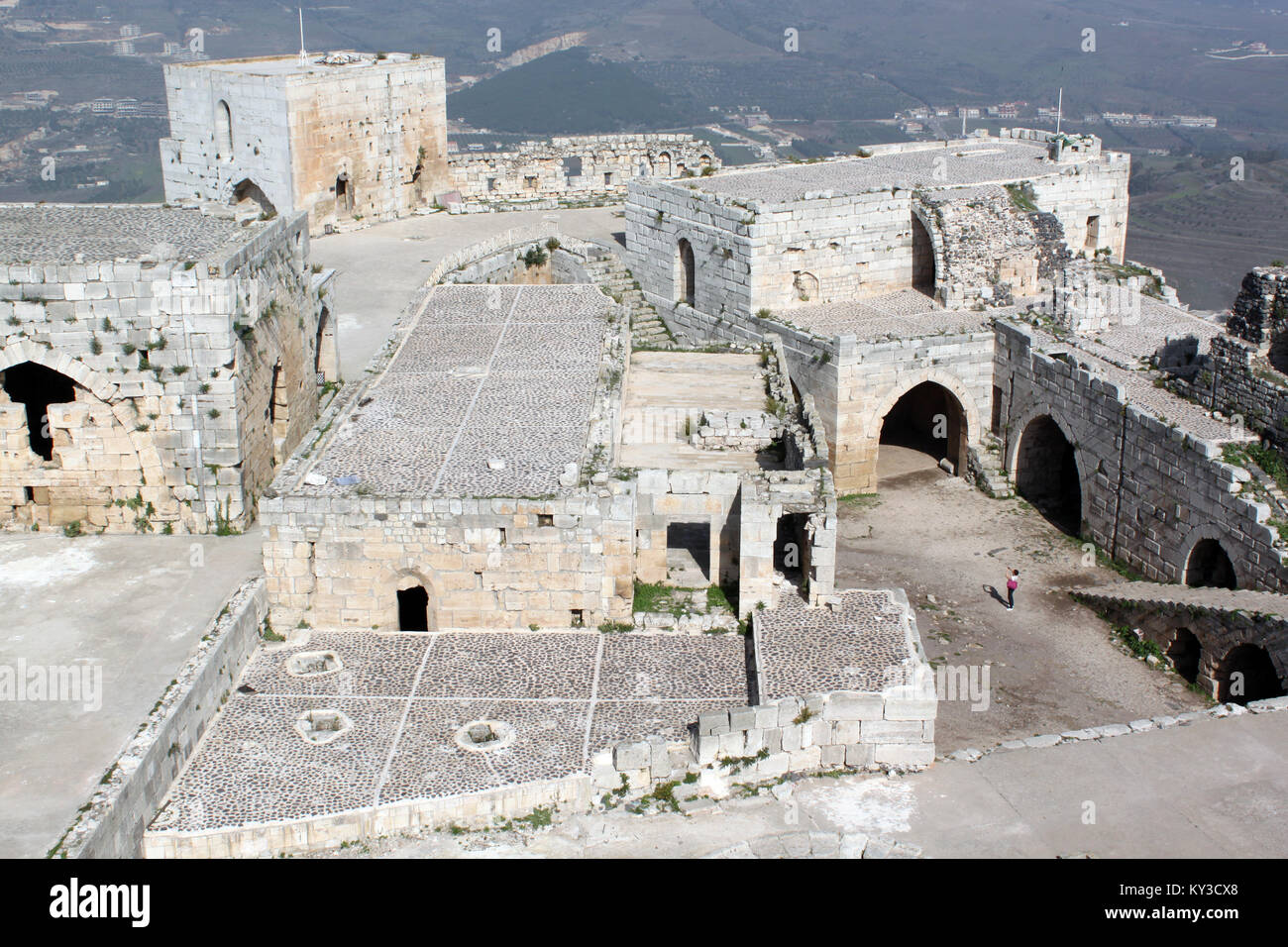 Ruins of big castle Krak de Chevalier in Syria Stock Photo - Alamy